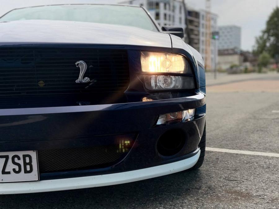 Blue Ford Mustang 2006 in Narva, with an engine capacity of 4.60 L and mileage of 184 thousand km for 10990 €, photo 9 on AUTOMOTO.COM.LV