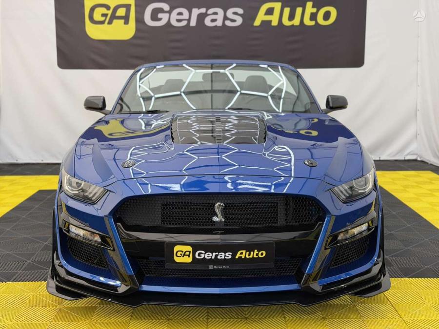 Blue Ford Mustang 2017 in Vilnius, with an engine capacity of 2.26 L and mileage of 110 thousand km for 21200 €, photo 3 on AUTOMOTO.COM.LV