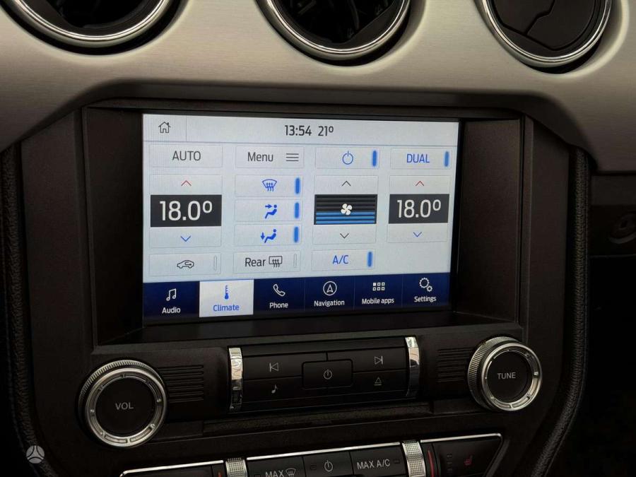 Blue Ford Mustang 2017 in Vilnius, with an engine capacity of 2.26 L and mileage of 110 thousand km for 21200 €, photo 24 on AUTOMOTO.COM.LV