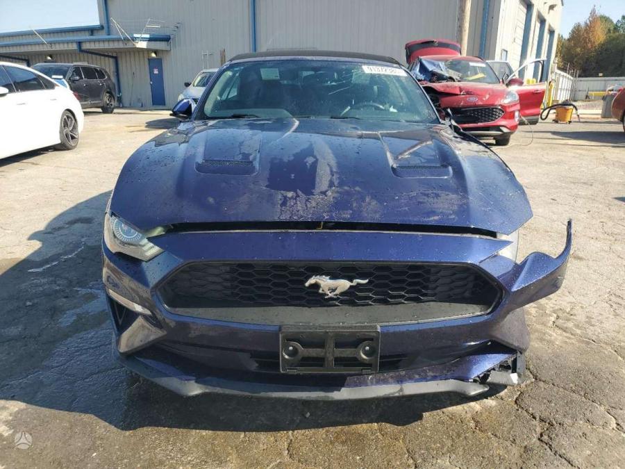 Blue Ford Mustang 2020 in Ukmerge, with an engine capacity of 2.25 L and mileage of 83 thousand km for 13490 €, photo 4 on AUTOMOTO.COM.LV