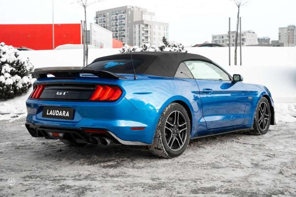 Blue Ford Mustang 2020 in Vilnius, with an engine capacity of 4.95 L and mileage of 179 thousand km for 26700 €, photo 7 on AUTOMOTO.COM.LV