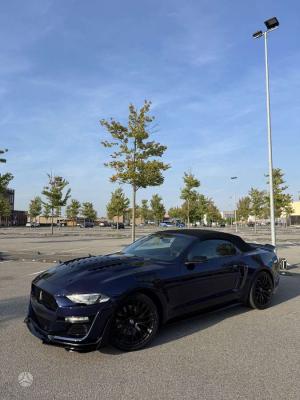 Blue Ford Mustang 2020 in Klaipeda, with an engine capacity of 4.95 L and mileage of 62 thousand km for 34000 €, photo 3 on AUTOMOTO.COM.LV