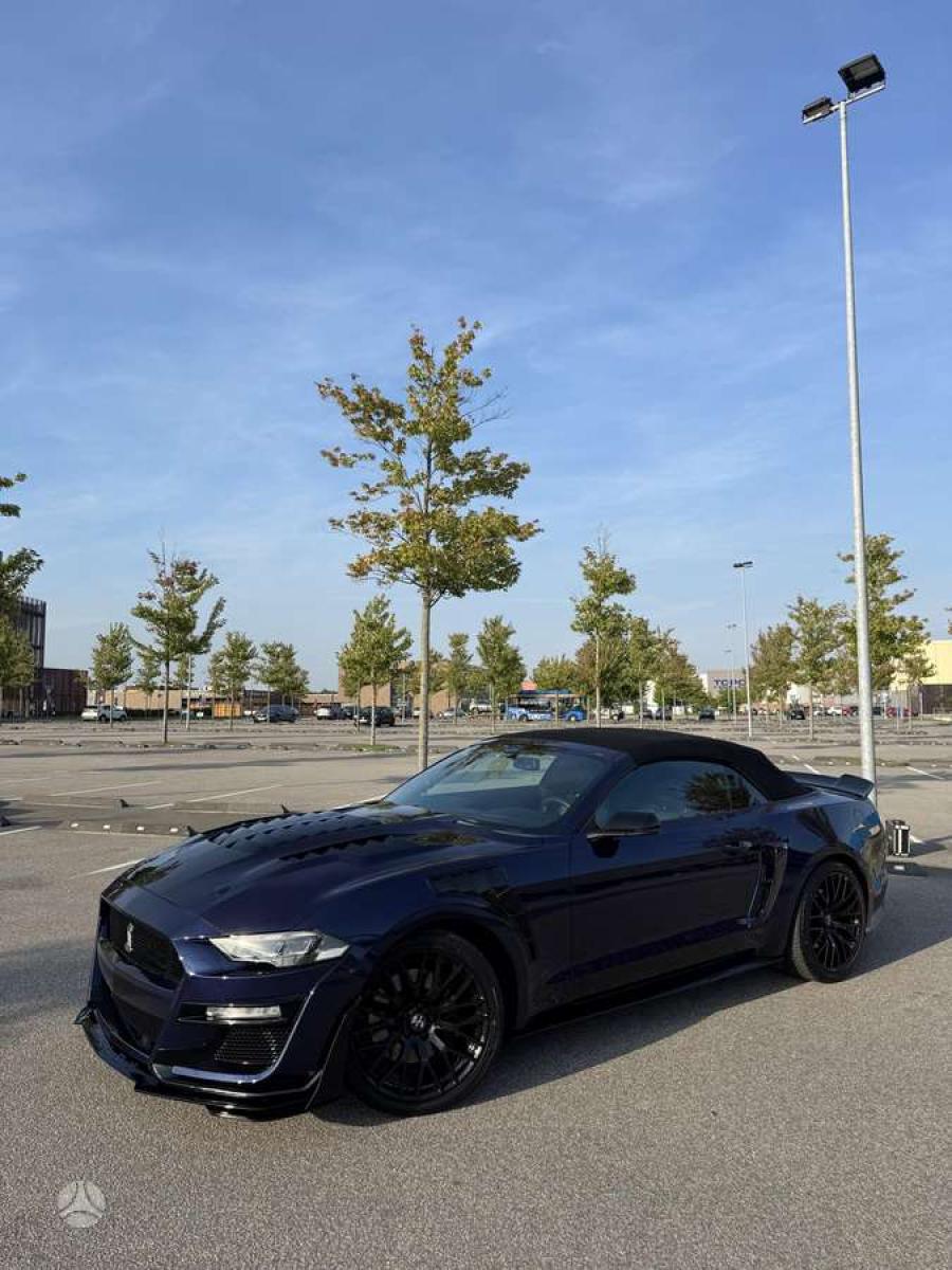 Blue Ford Mustang 2020 in Klaipeda, with an engine capacity of 4.95 L and mileage of 62 thousand km for 34000 €, photo 3 on AUTOMOTO.COM.LV