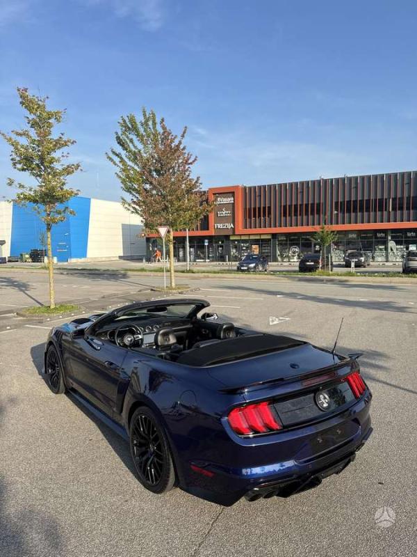 Blue Ford Mustang 2020 in Klaipeda, with an engine capacity of 4.95 L and mileage of 62 thousand km for 34000 €, photo 7 on AUTOMOTO.COM.LV