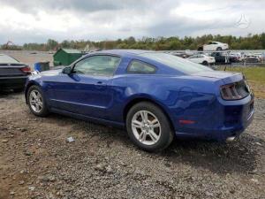 Blue Ford Mustang 2012 in Vilnius, with an engine capacity of 3.70 L and mileage of 115 thousand km for 5500 €, photo 5 on AUTOMOTO.COM.LV