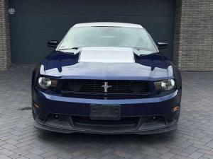 Blue Ford Mustang 2013 in Panevezys, with an engine capacity of 4.95 L and mileage of 89 thousand km for 40100 €, photo 3 on AUTOMOTO.COM.LV