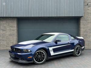 Blue Ford Mustang 2013 in Panevezys, with an engine capacity of 4.95 L and mileage of 89 thousand km for 40100 €, photo 4 on AUTOMOTO.COM.LV