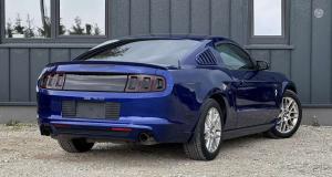 Zils Ford Mustang 2013 Klaipėda, ar dzinēja tilpumu 3.73 L un nobraukumu 220 tūkst. km par 11600 €, foto 6 vietnē AUTOMOTO.COM.LV