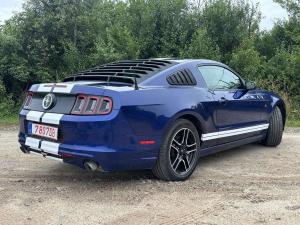 Blue Ford Mustang 2014 in Klaipeda, with an engine capacity of 3.70 L and mileage of 98 thousand km for 12500 €, photo 4 on AUTOMOTO.COM.LV