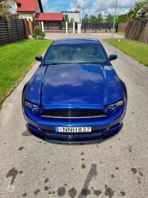 Blue Ford Mustang 2014 in Klaipeda, with an engine capacity of 3.70 L and mileage of 190 thousand km for 11500 €, photo 4 on AUTOMOTO.COM.LV