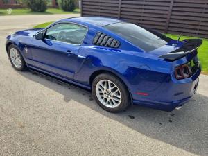 Blue Ford Mustang 2014 in Klaipeda, with an engine capacity of 3.70 L and mileage of 190 thousand km for 11500 €, photo 5 on AUTOMOTO.COM.LV