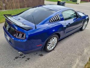 Blue Ford Mustang 2014 in Klaipeda, with an engine capacity of 3.70 L and mileage of 190 thousand km for 11500 €, photo 7 on AUTOMOTO.COM.LV
