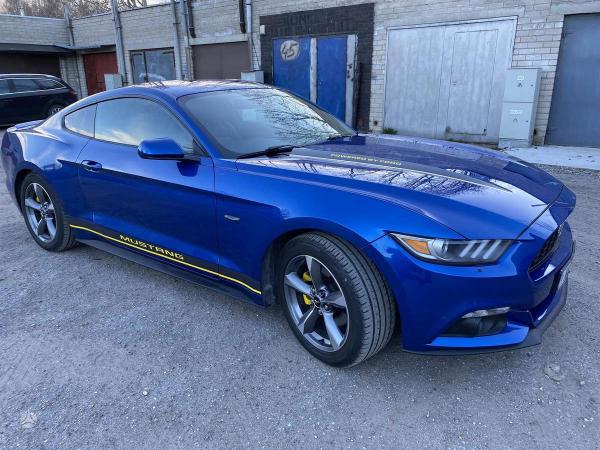 Blue Ford Mustang 2017 in Klaipeda, with an engine capacity of 3.70 L and mileage of 67 thousand km for 17859 €, photo 3 on AUTOMOTO.COM.LV
