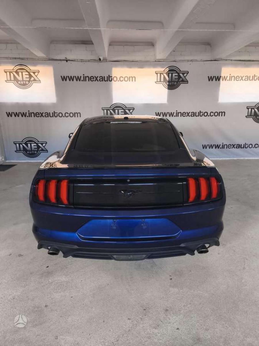 Blue Ford Mustang 2019 in Panevezys, with an engine capacity of 2.25 L and mileage of 116 thousand km for 8800 €, photo 5 on AUTOMOTO.COM.LV