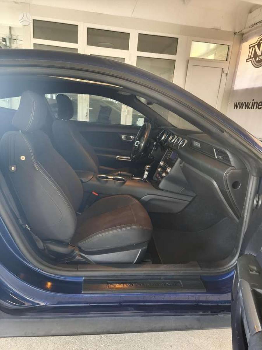 Blue Ford Mustang 2019 in Panevezys, with an engine capacity of 2.25 L and mileage of 116 thousand km for 8800 €, photo 16 on AUTOMOTO.COM.LV