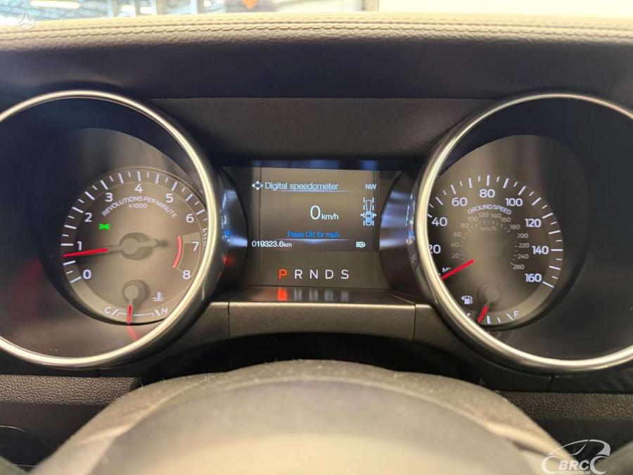 Blue Ford Mustang 2019 in Vilnius, with an engine capacity of 2.26 L and mileage of 19 thousand km for 24900 €, photo 16 on AUTOMOTO.COM.LV