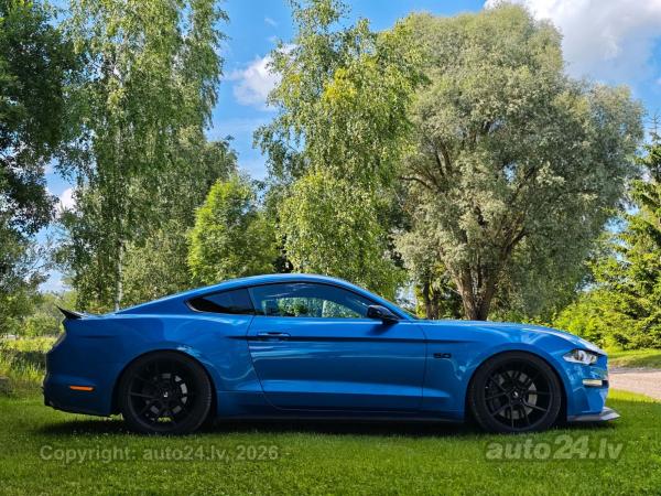 Zils Ford Mustang 2020 Tallina, ar dzinēja tilpumu 5.00 L un nobraukumu 101 tūkst. km par 38990 €, foto 7 vietnē AUTOMOTO.COM.LV