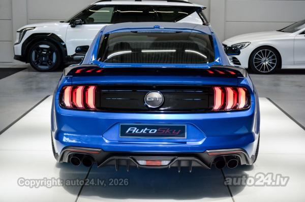 Blue Ford Mustang 2020 in Tallinn, with an engine capacity of 5.00 L and mileage of 108 thousand km for 36900 €, photo 7 on AUTOMOTO.COM.LV