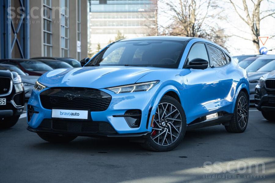 Zils Ford Mustang 2023 Rīga, ar dzinēja tilpumu 5.00 L un nobraukumu 101 tūkst. km par 39990 €, foto 1 vietnē AUTOMOTO.COM.LV