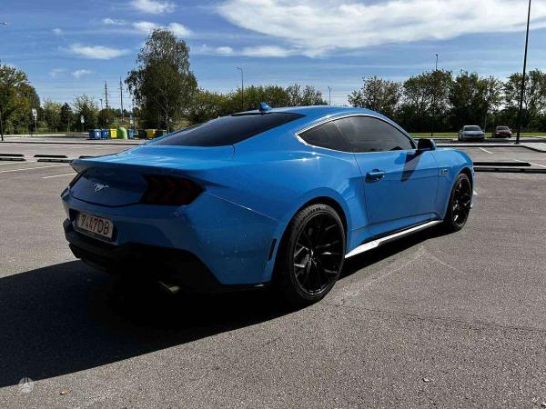 Blue Ford Mustang 2025 in Kaunas, with an engine capacity of 2.26 L and mileage of 1 thousand km for 37000 €, photo 11 on AUTOMOTO.COM.LV