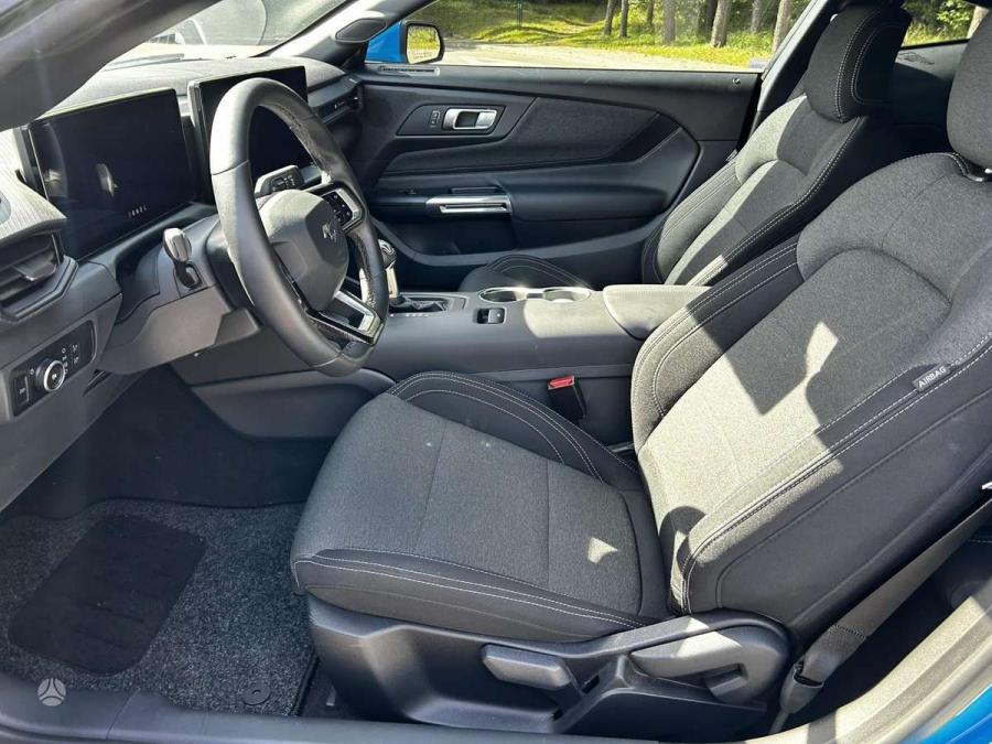 Zils Ford Mustang 2025 Kauņa, ar dzinēja tilpumu 2.26 L un nobraukumu 1 tūkst. km par 37000 €, foto 12 vietnē AUTOMOTO.COM.LV