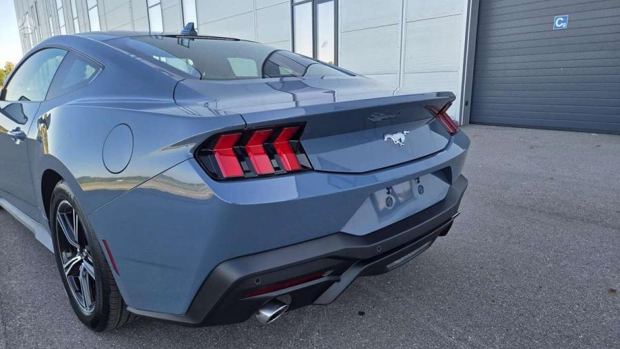 Zils Ford Mustang 2026 Kauņa, ar dzinēja tilpumu 2.30 L un nobraukumu 2 tūkst. km par 35500 €, foto 8 vietnē AUTOMOTO.COM.LV