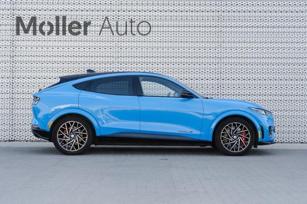 Zils Ford Mustang 2022 Mārupe, ar dzinēja tilpumu 0.00 L un nobraukumu 0 tūkst. km par 39850 €, foto 5 vietnē AUTOMOTO.COM.LV