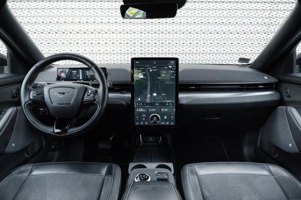 Zils Ford Mustang 2022 Mārupe, ar dzinēja tilpumu 0.00 L un nobraukumu 0 tūkst. km par 39850 €, foto 6 vietnē AUTOMOTO.COM.LV
