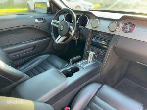 Zils Ford Mustang 2006 Narva, ar dzinēja tilpumu 0.22 L un nobraukumu 183 tūkst. km par 10000 €, foto 6 vietnē AUTOMOTO.COM.LV