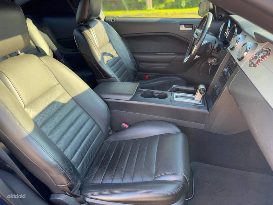 Zils Ford Mustang 2006 Narva, ar dzinēja tilpumu 0.22 L un nobraukumu 183 tūkst. km par 10000 €, foto 16 vietnē AUTOMOTO.COM.LV
