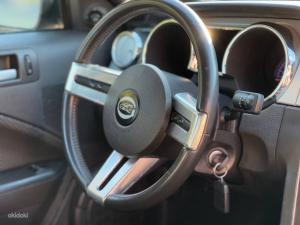 Zils Ford Mustang 2006 Narva, ar dzinēja tilpumu 0.22 L un nobraukumu 183 tūkst. km par 10000 €, foto 17 vietnē AUTOMOTO.COM.LV