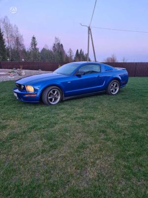 Blue Ford Mustang 2008 in Akmene, with an engine capacity of 3.80 L and mileage of 220 thousand km for 8000 €, photo 3 on AUTOMOTO.COM.LV