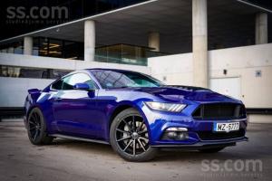Blue Ford Mustang 2016 in Riga, with an engine capacity of 2.30 L and mileage of 172 thousand km for 22000 €, photo 3 on AUTOMOTO.COM.LV