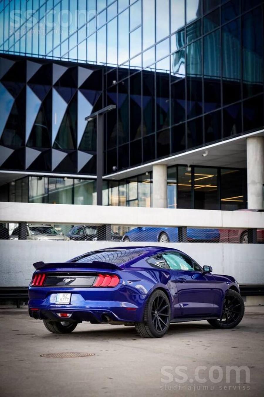 Blue Ford Mustang 2016 in Riga, with an engine capacity of 2.30 L and mileage of 172 thousand km for 22000 €, photo 4 on AUTOMOTO.COM.LV