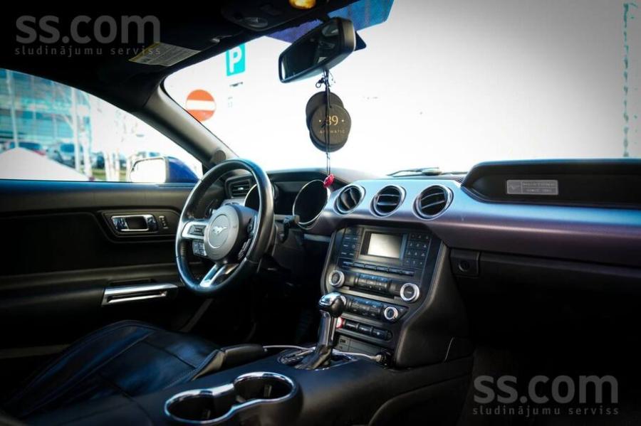 Blue Ford Mustang 2016 in Riga, with an engine capacity of 2.30 L and mileage of 172 thousand km for 22000 €, photo 9 on AUTOMOTO.COM.LV