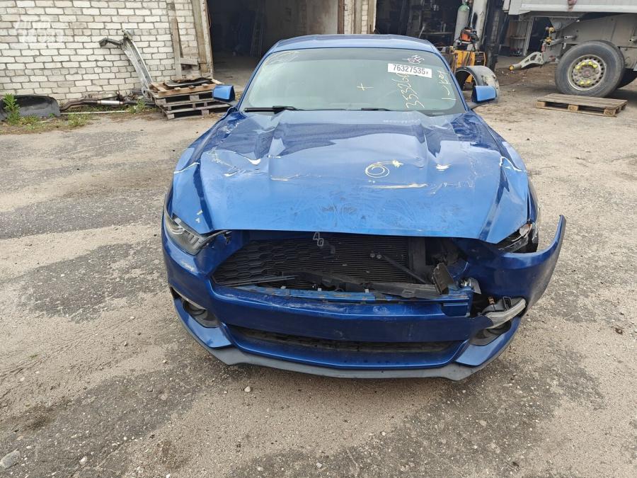 Blue Ford Mustang 2017 in Prienai, with an engine capacity of 2.30 L and mileage of 116 thousand km for 12000 €, photo 3 on AUTOMOTO.COM.LV
