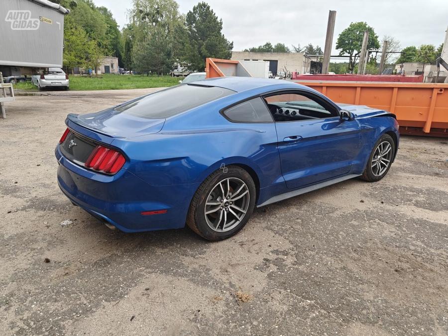 Blue Ford Mustang 2017 in Prienai, with an engine capacity of 2.30 L and mileage of 116 thousand km for 12000 €, photo 6 on AUTOMOTO.COM.LV