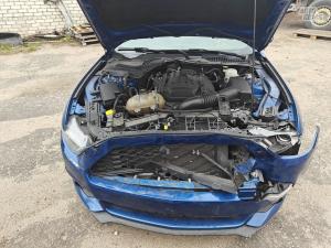 Blue Ford Mustang 2017 in Prienai, with an engine capacity of 2.30 L and mileage of 116 thousand km for 12000 €, photo 10 on AUTOMOTO.COM.LV