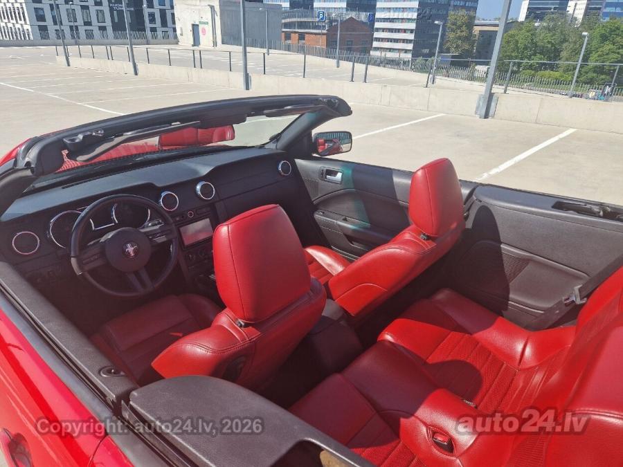 Форд Мустанг 2006 в Вильянди, объемом двигателя 4.00 л и пробегом 165 тыс. км за 8900 €, фото 9 на AUTOMOTO.COM.LV