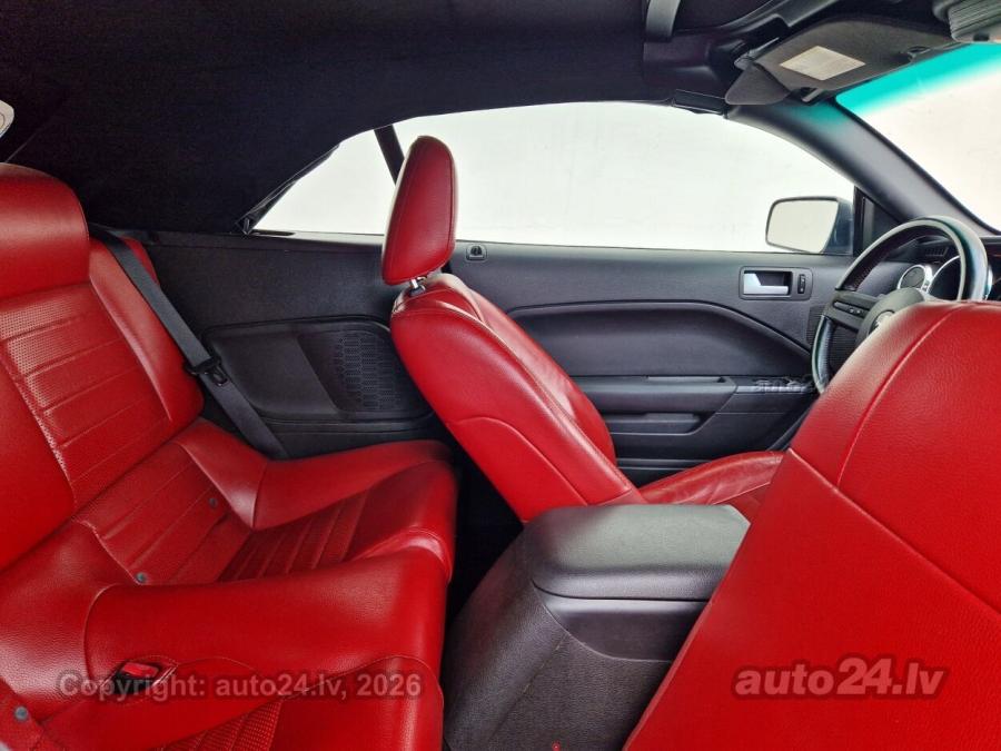 Форд Мустанг 2006 в Вильянди, объемом двигателя 4.00 л и пробегом 165 тыс. км за 8900 €, фото 13 на AUTOMOTO.COM.LV