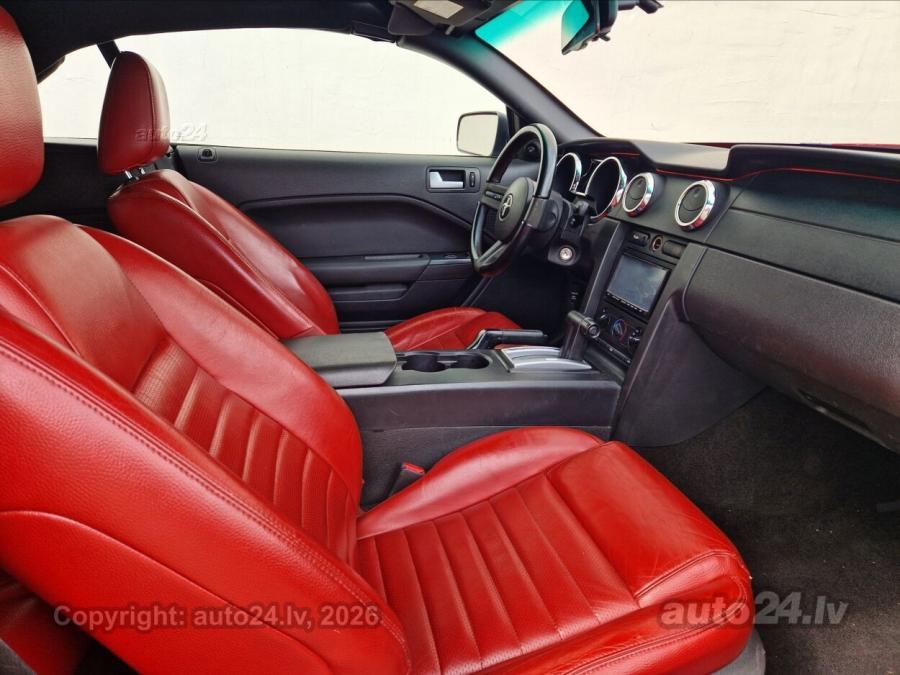 Форд Мустанг 2006 в Вильянди, объемом двигателя 4.00 л и пробегом 165 тыс. км за 8900 €, фото 14 на AUTOMOTO.COM.LV