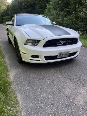 Ford Mustang 2013 Viļņa, ar dzinēja tilpumu 3.60 L un nobraukumu 82 tūkst. km par 16400 €, foto 12 vietnē AUTOMOTO.COM.LV