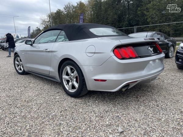 Ford Mustang 2016 in Utena, with an engine capacity of 3.70 L and mileage of 105 thousand km for 9999 €, photo 4 on AUTOMOTO.COM.LV