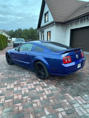 Ford Mustang 2005 Tallina, ar dzinēja tilpumu 4.00 L un nobraukumu 0 tūkst. km par 12500 €, foto 5 vietnē AUTOMOTO.COM.LV
