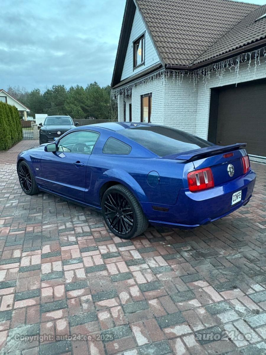 Ford Mustang 2005 Tallina, ar dzinēja tilpumu 4.00 L un nobraukumu 0 tūkst. km par 12500 €, foto 5 vietnē AUTOMOTO.COM.LV