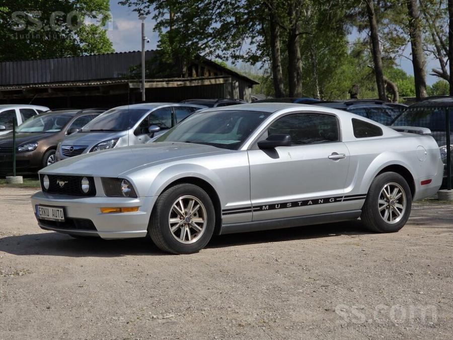 Ford Mustang 2005 Liepāja, ar dzinēja tilpumu 4.00 L un nobraukumu 205 tūkst. km par 8500 €, foto 3 vietnē AUTOMOTO.COM.LV