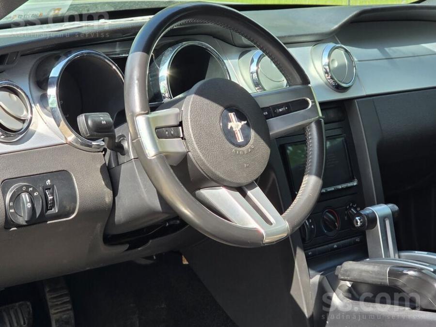 Ford Mustang 2005 Liepāja, ar dzinēja tilpumu 4.00 L un nobraukumu 205 tūkst. km par 8500 €, foto 9 vietnē AUTOMOTO.COM.LV