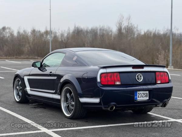 Ford Mustang 2006 Narva, ar dzinēja tilpumu 4.60 L un nobraukumu 183 tūkst. km par 10000 €, foto 5 vietnē AUTOMOTO.COM.LV
