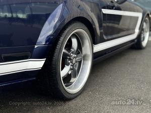 Ford Mustang 2006 in Tallinn, with an engine capacity of 4.60 L and mileage of 183 thousand km for 10990 €, photo 11 on AUTOMOTO.COM.LV