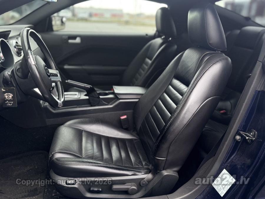 Ford Mustang 2006 in Tallinn, with an engine capacity of 4.60 L and mileage of 183 thousand km for 10990 €, photo 13 on AUTOMOTO.COM.LV